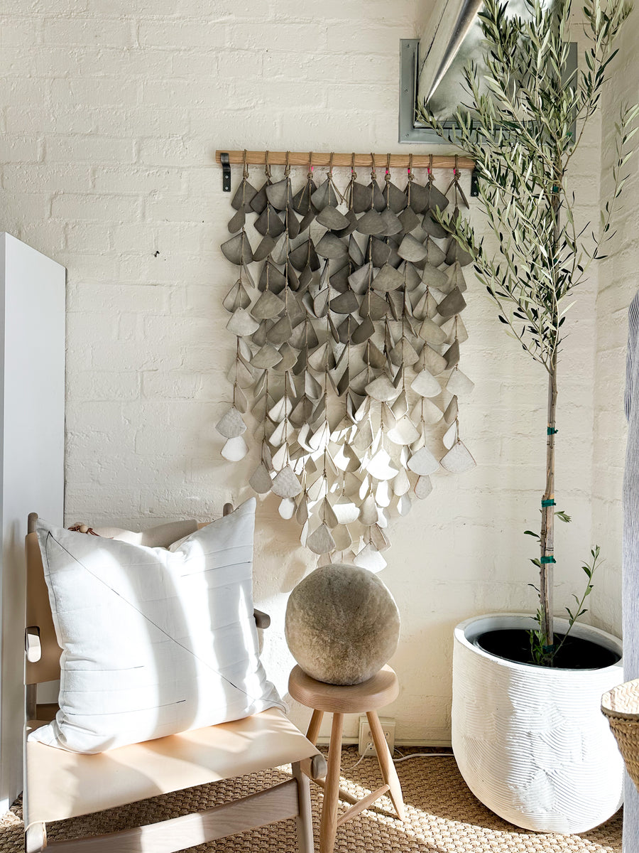 GREY FADE WALL HANGING – Super Simple